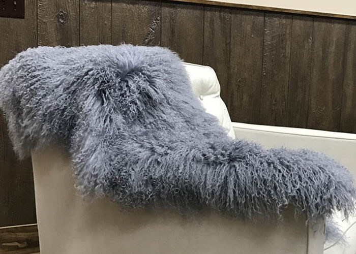 Grey Long Curly Hair Mongolian Sheepskin Rug Living Room With 2*4 Feet Size