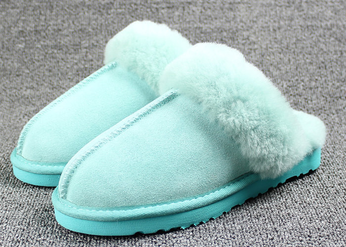 Bedroom Women Sheep Wool Slippers 35-43 European Sizes For Men / Women